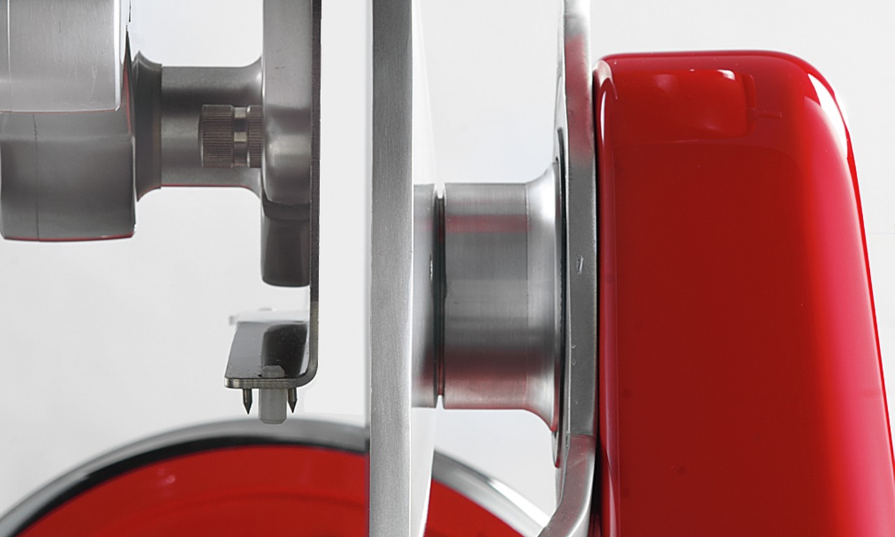 Elegance and precision: the Legend flywheel slicer - Sirman